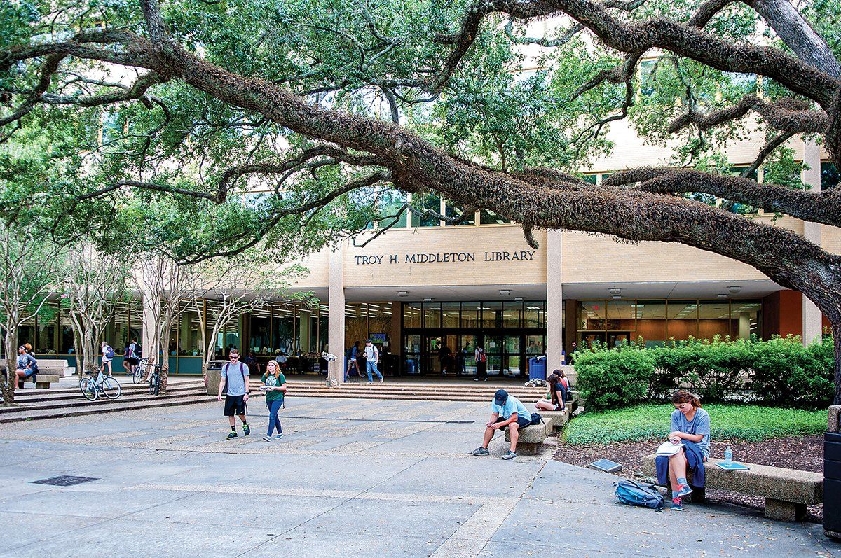 LSU board poised to select next president