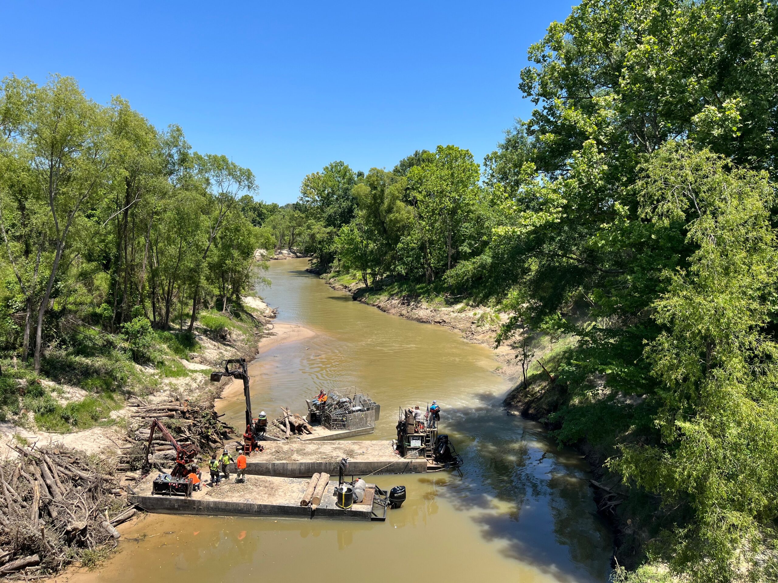 Comite River cleanup yields nearly 8,000 tons of debris