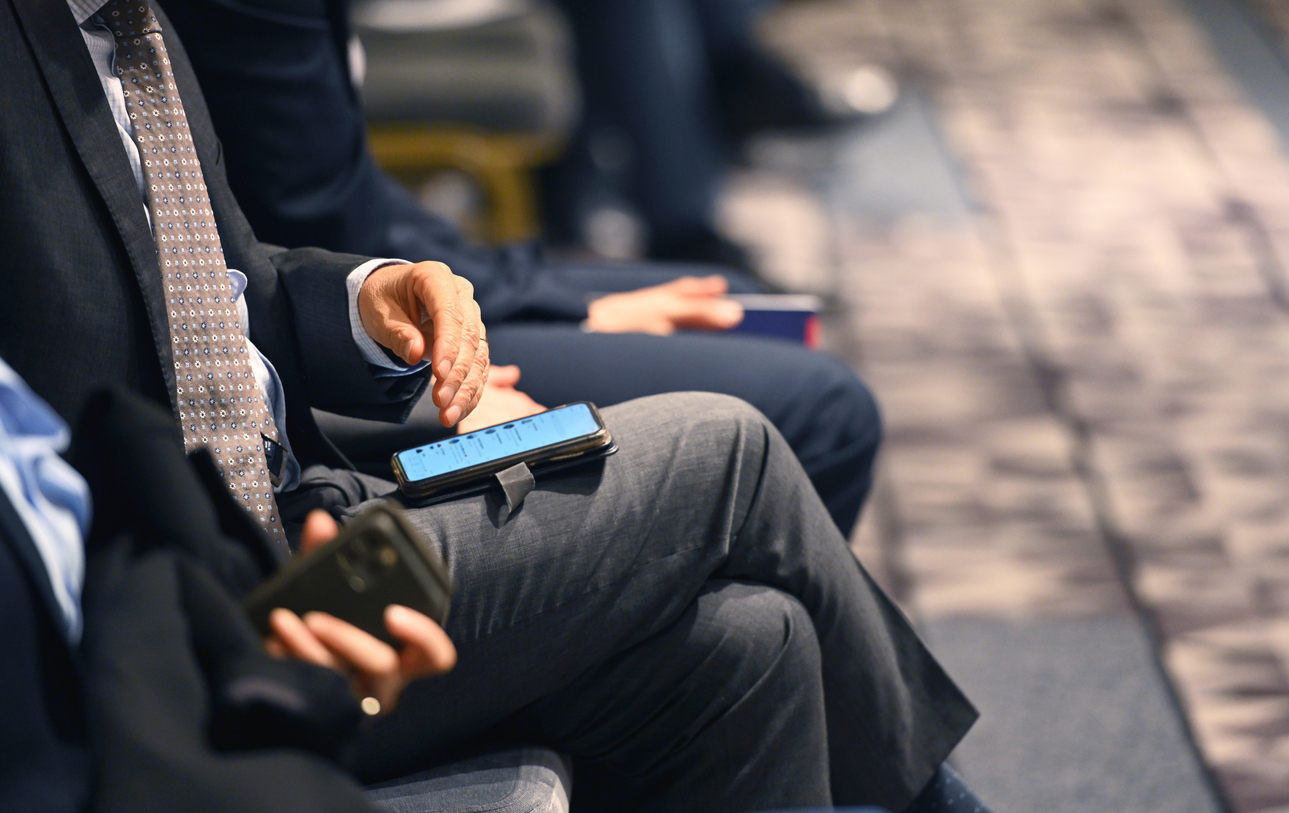 Are Political Campaign Text Messages Effective