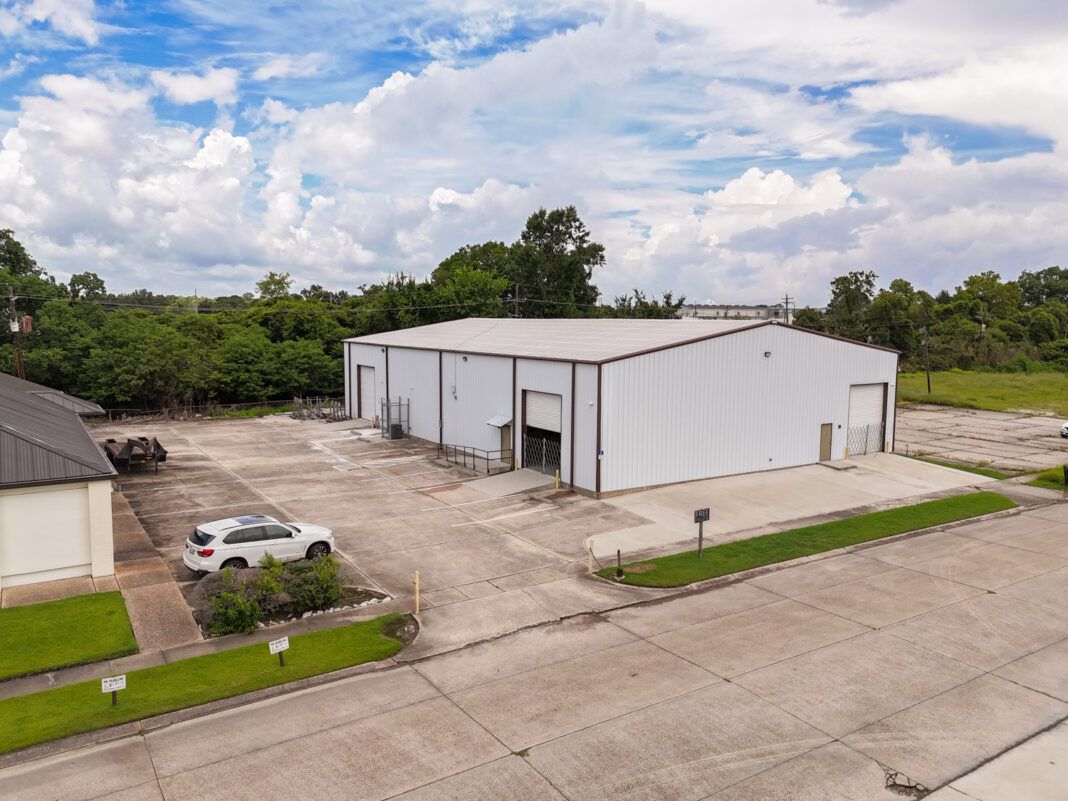 Commercial Property of the Week, sponsored by Elifin Realty: Like-new ...